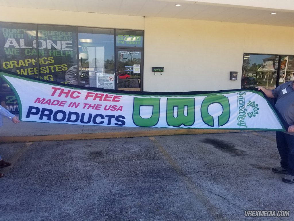 Roadside Flags | VReX Media